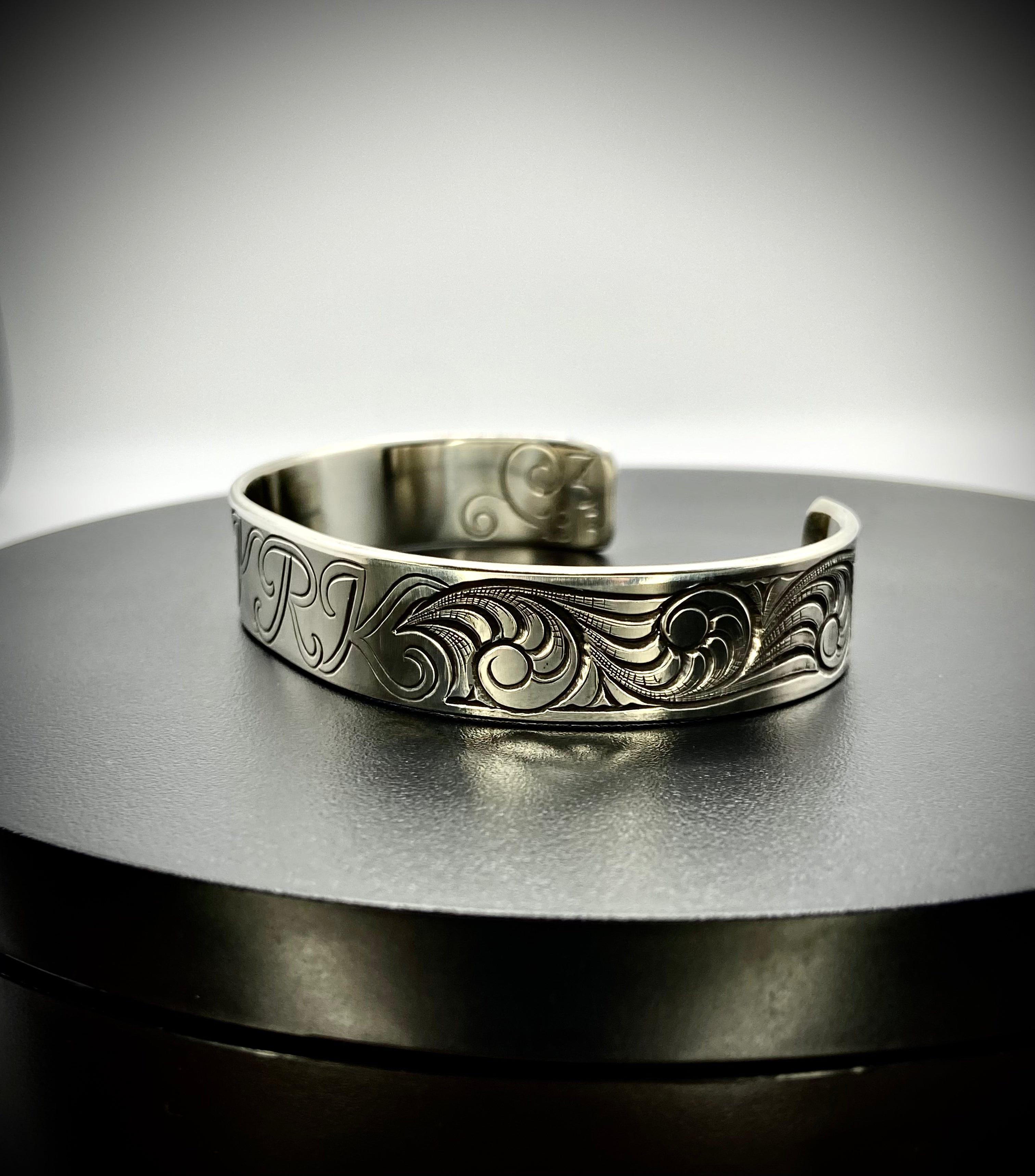 Bracelets – zapcustomsdesign